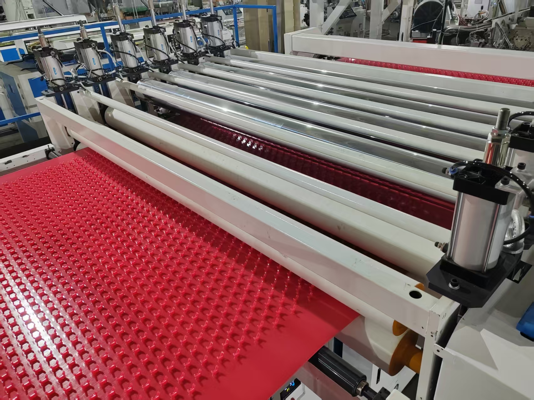 Plastic V-lock Sheet Extrusion Machine - junsheng